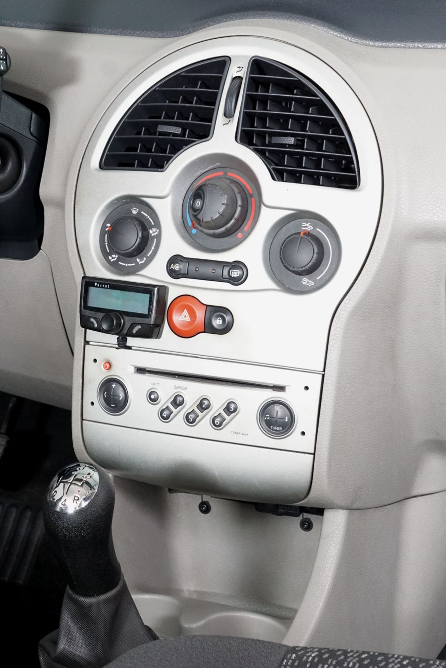 Renault Modus 1.5 dCi Confort Dynamique. Pocos Kms. Revisiones Selladas ...